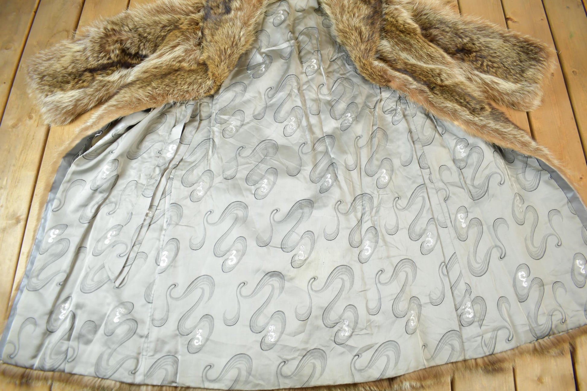 Vintage 1970s Coyote Long Coat – LOST BOYS VINTAGE